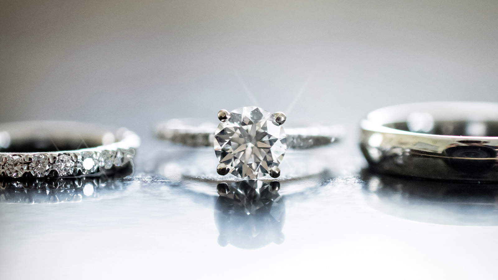 L'engagement à travers les cultures : L'Est rencontre l'Ouest à l ...