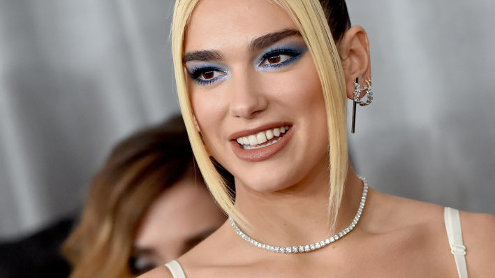 Celebrity Diamond Jewellery Spotlight: Dua Lipa - Natural Diamonds