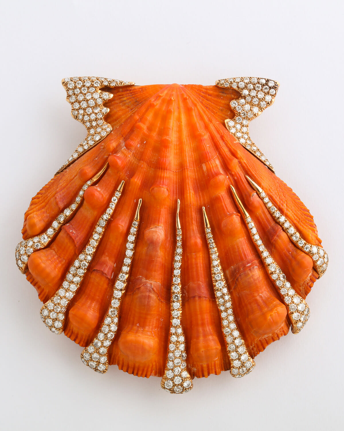 Inside the ‘Beautiful Creatures’ Diamond Jewelry Exhibit