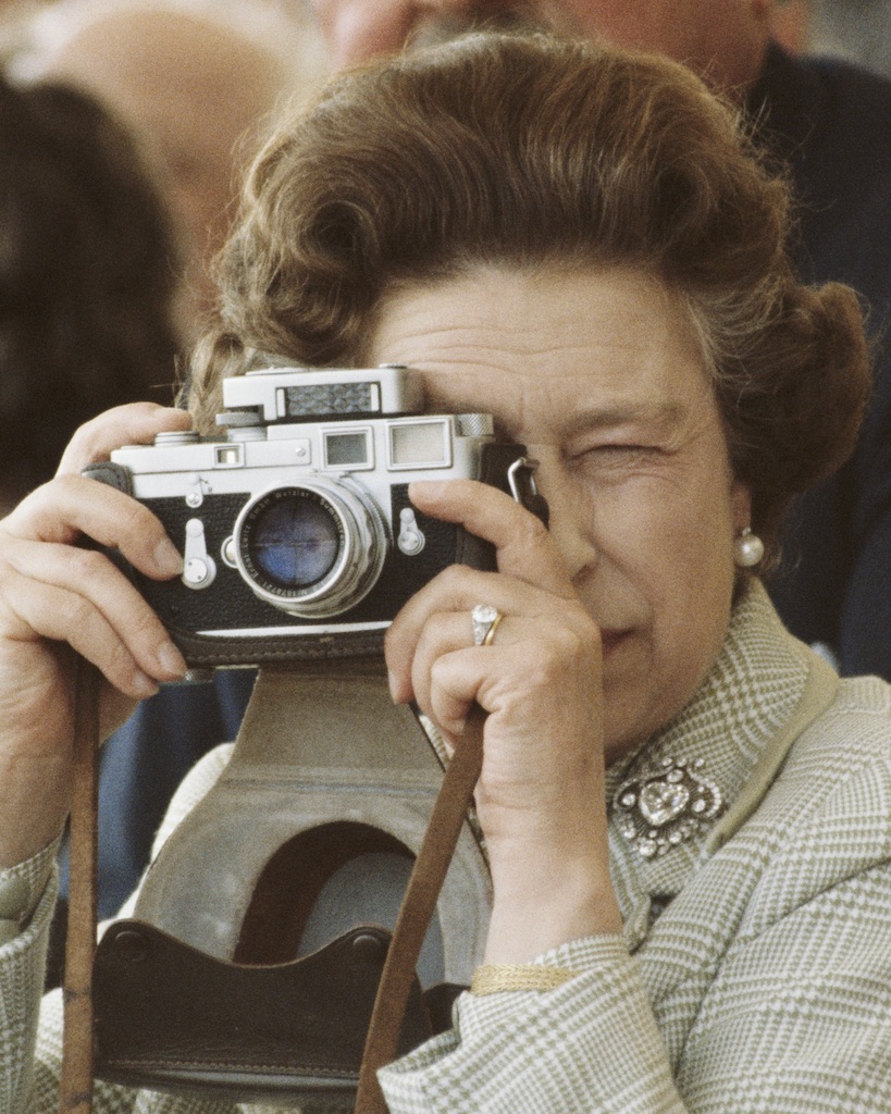 Inside Queen Elizabeth II’s Stunning Diamond Jewels