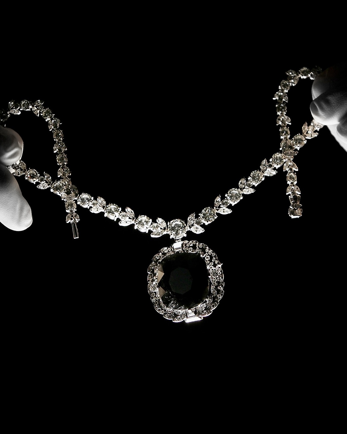 Famous Cursed Diamonds: 6 Stories That Will Shock You