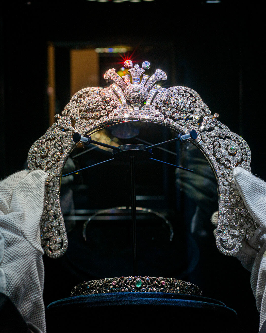 An Exclusive Preview of the Royal and Aristocratic Tiaras on Display at ...