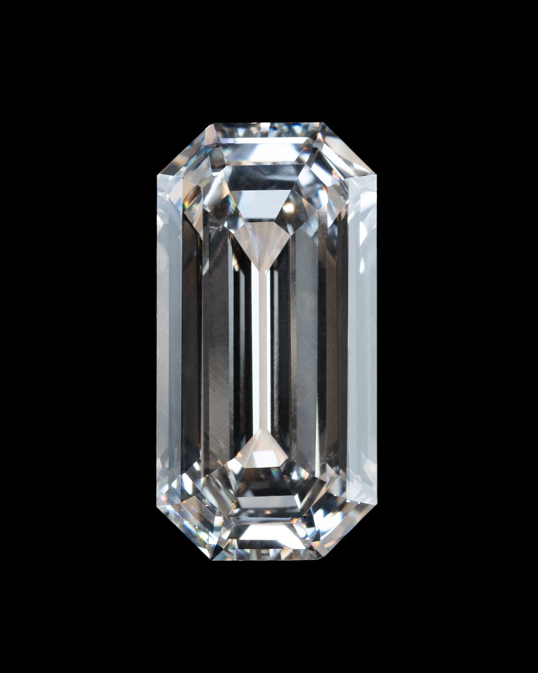 6 Infamous Cursed Diamonds: The Dark Allure of Notorious Gems