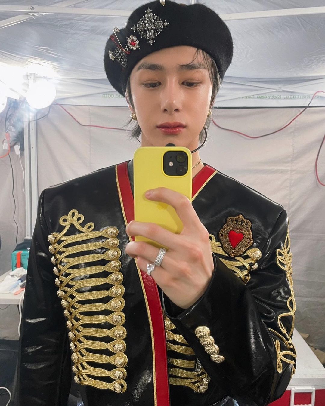 14 K-Pop Stars Who Love Their Diamond Jewelry - Natural Diamonds