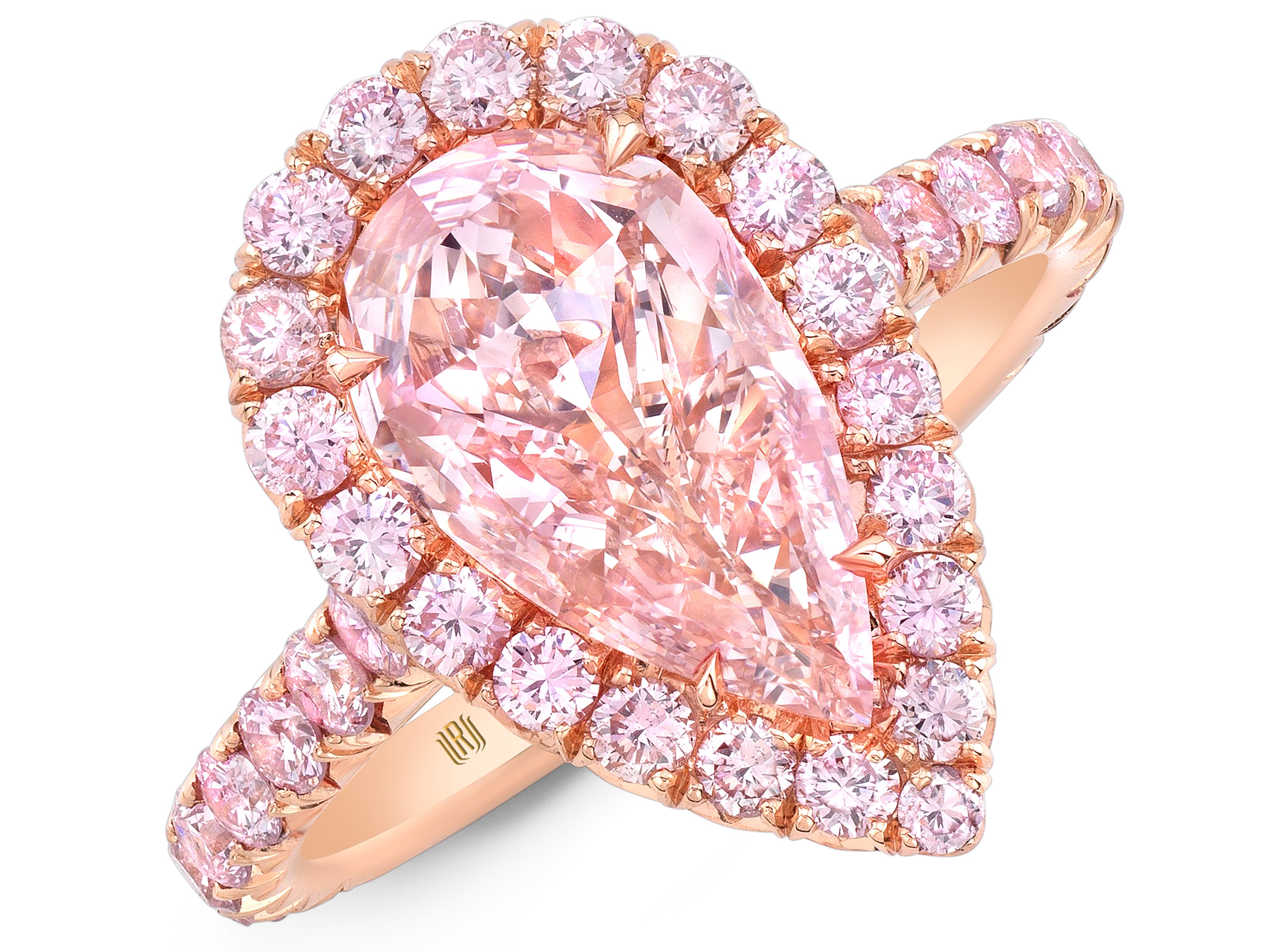 10 Gorgeous Pear Shaped Diamond Engagement Rings