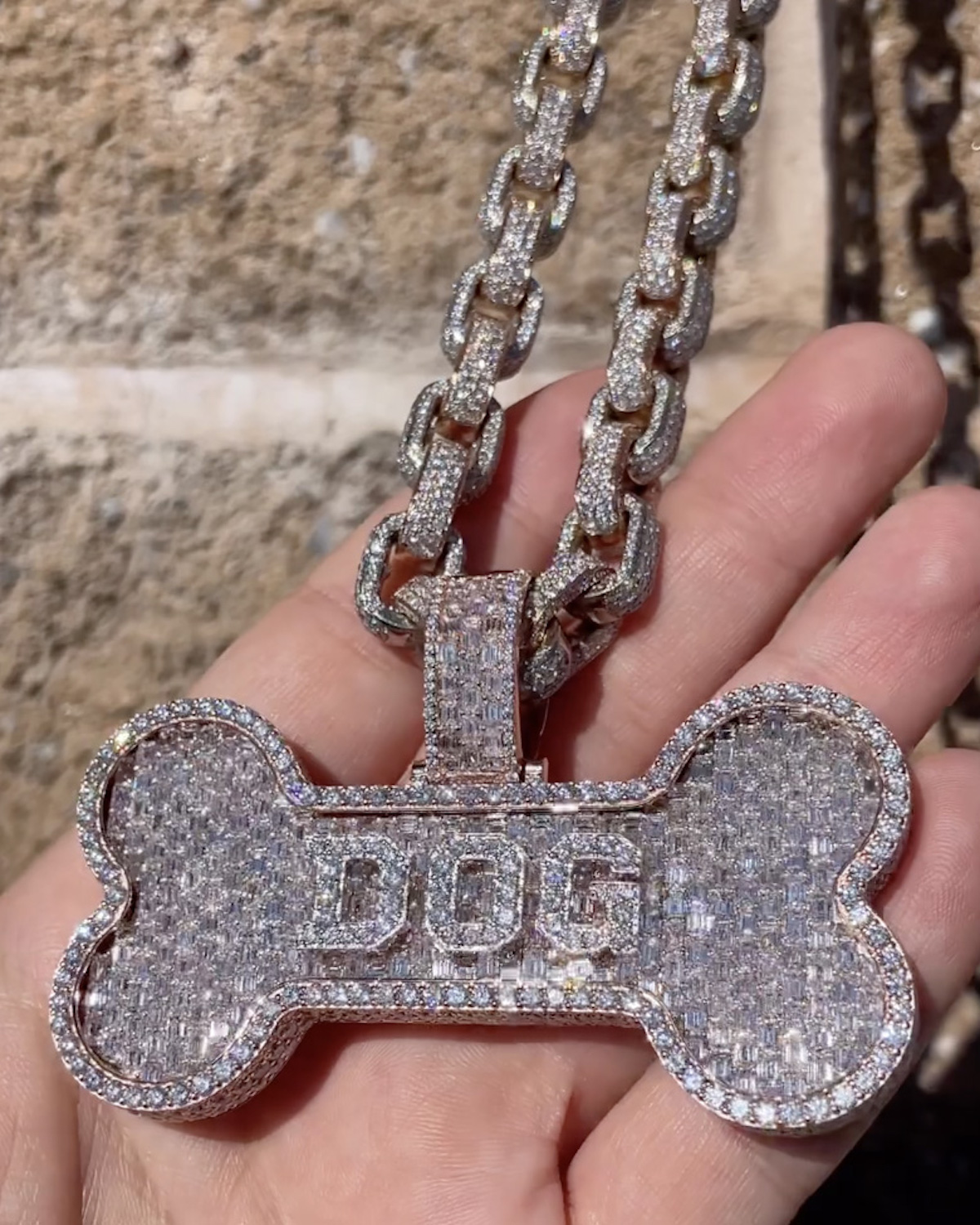 12 NFL Players with the Best Natural Diamond Style