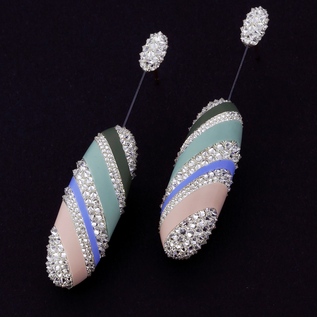 10 Trailblazing Diamond Designs from PAD London - Natural Diamonds