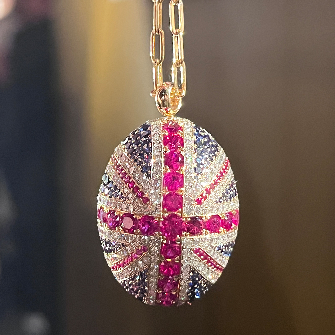 10 Trailblazing Diamond Designs from PAD London - Natural Diamonds