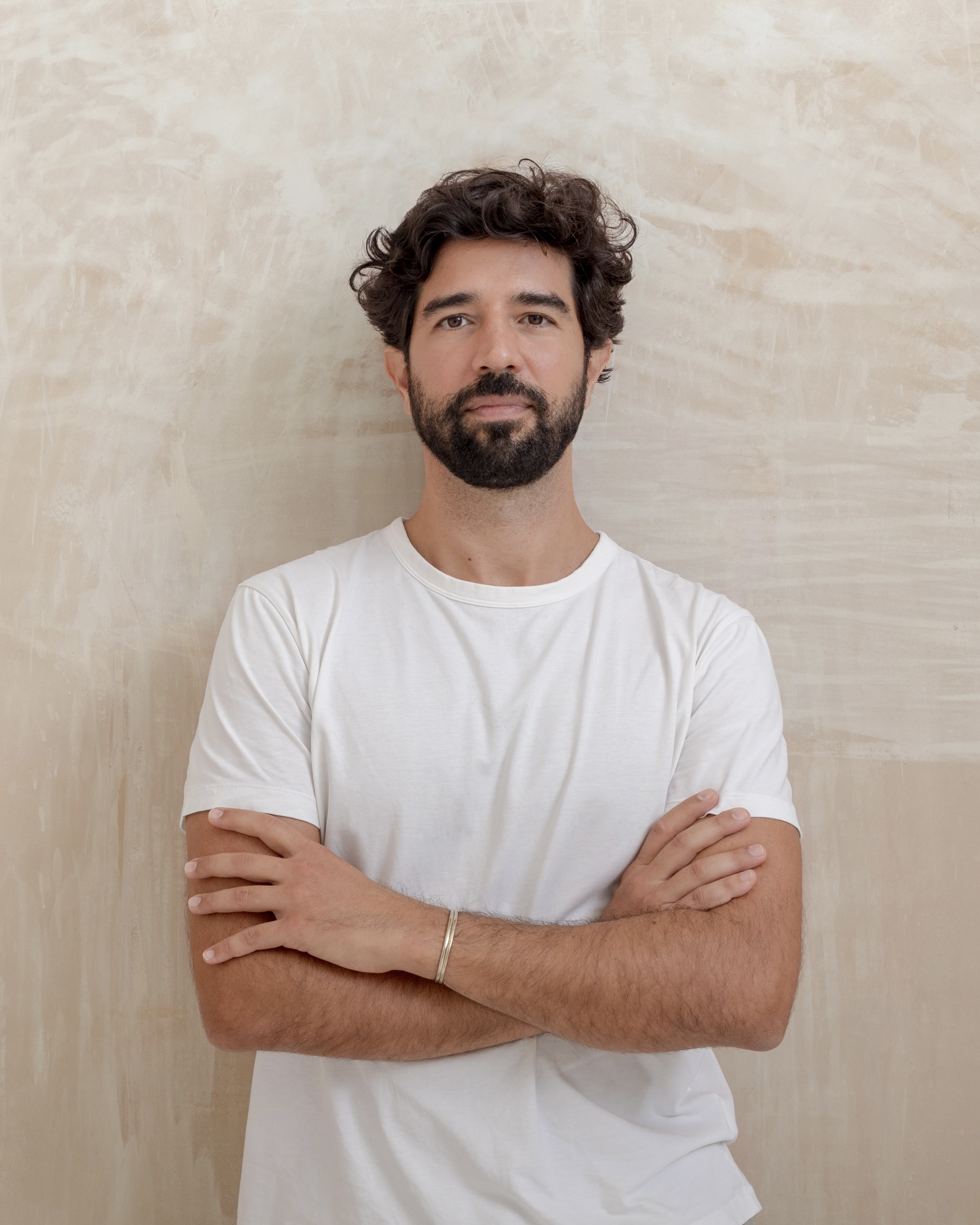 Fernando Jorge Unveils New Diamond Jewelry at Sotheby’s Exhibit