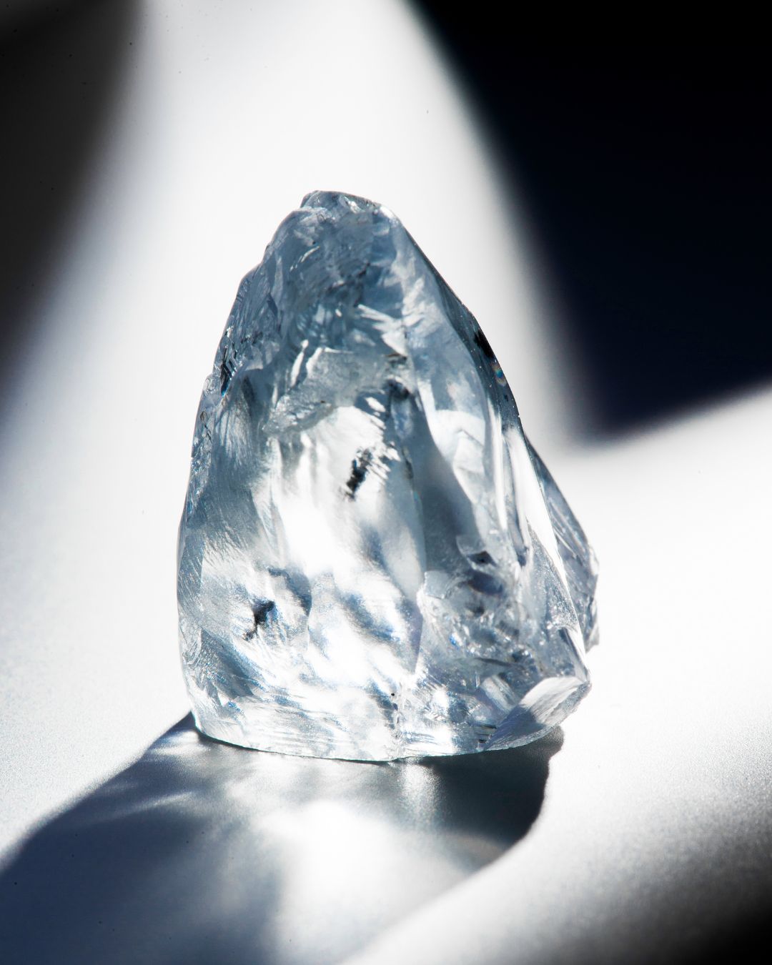 Rough Diamonds Revealed: A Guide to Their Raw Beauty