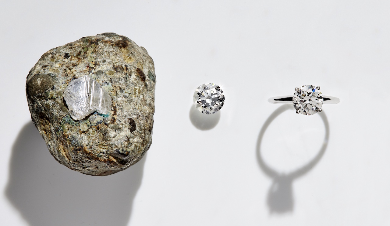 Lab Grown Diamond Rings vs Natural Diamond Engagement Rings