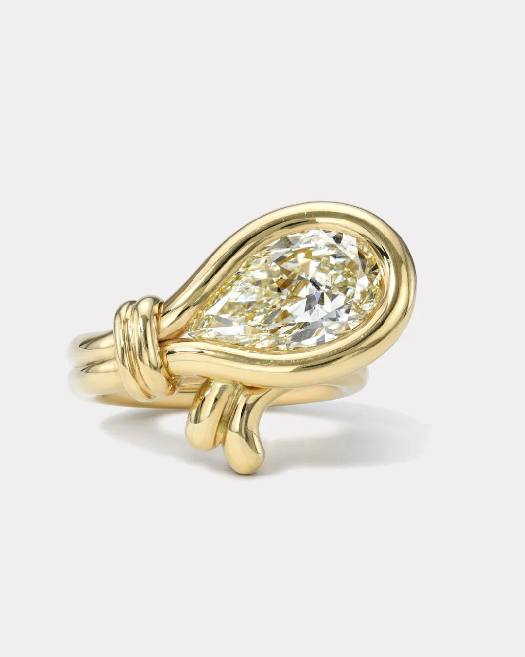 25 Stunning Bezel Engagement Rings for Every Style