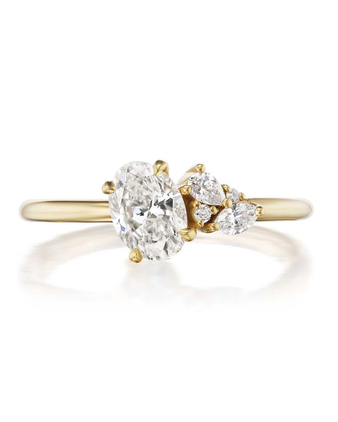 21 Glamorous Diamond Cluster Rings To Inspire Your Style