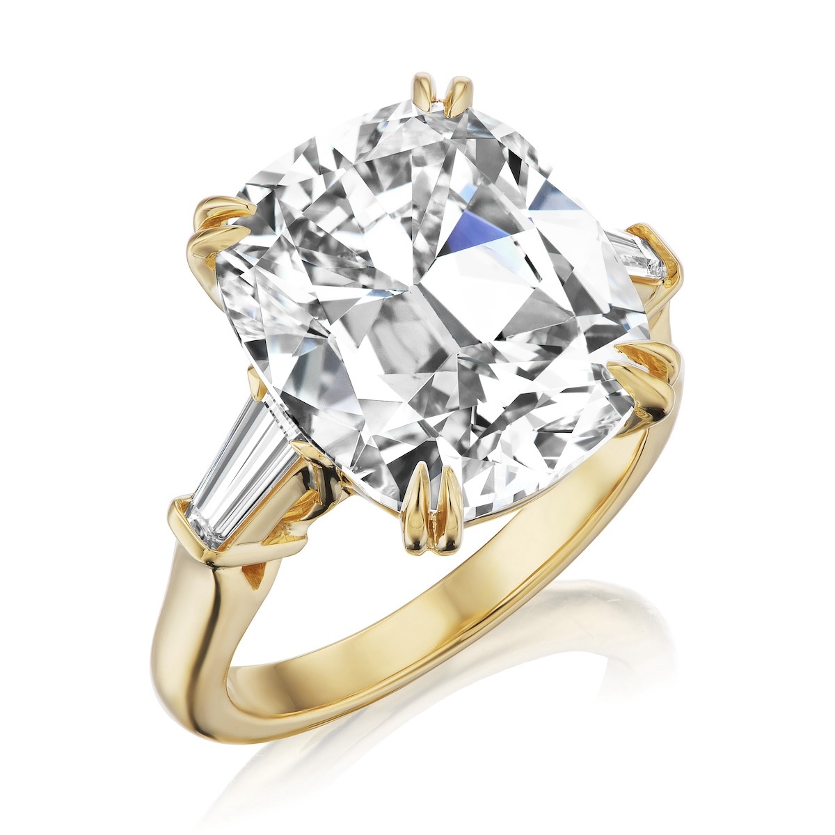 14 Stunning Cushion Cut Engagement Rings to Swoon Over