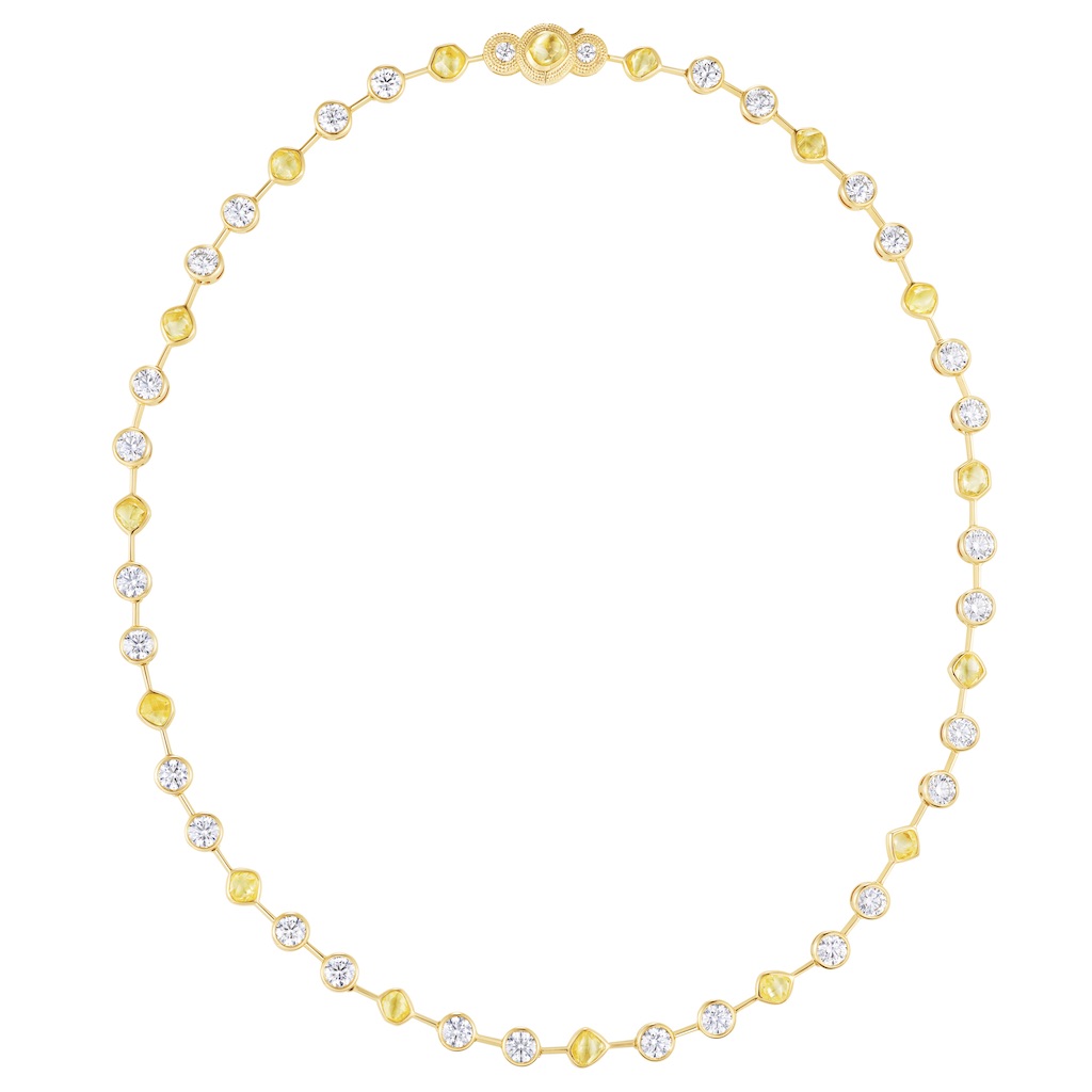 De Beers Celebrates 20th Anniversary of Talisman Collection