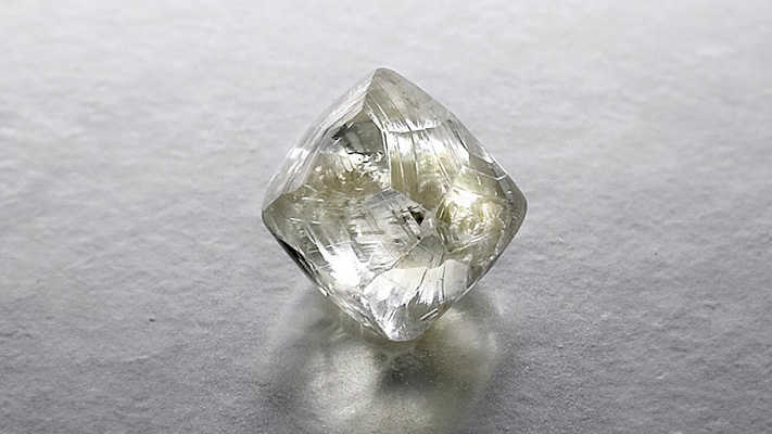 Diamond Inclusions: Fascinating Secrets of Earth's History