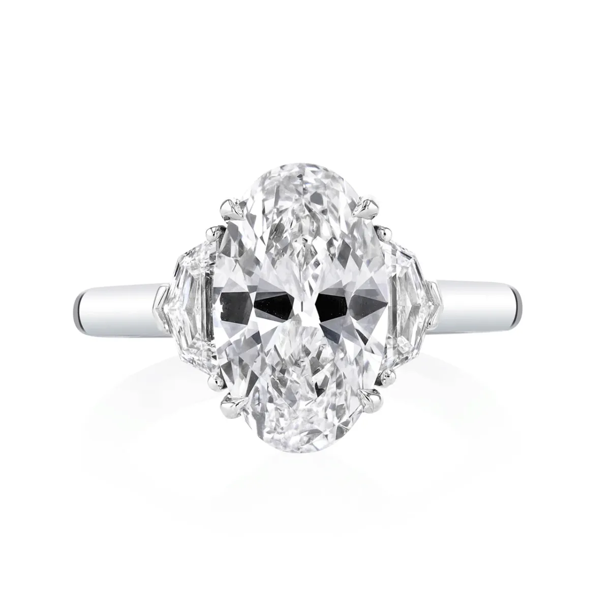 Diamond Shape Guide: How to Maximize Style and Visual Impact