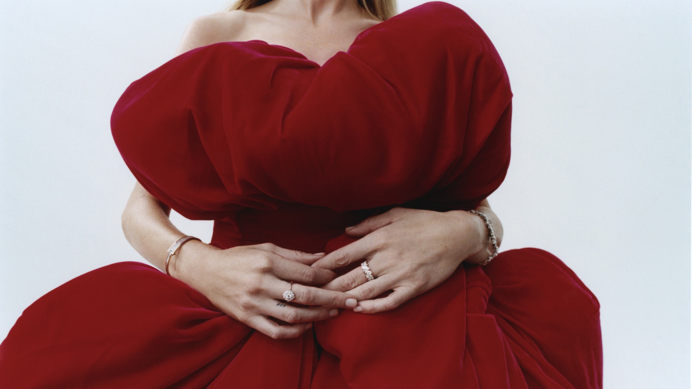 Justine Lupe On 'Nobody Wants This' & Her Love of Diamonds