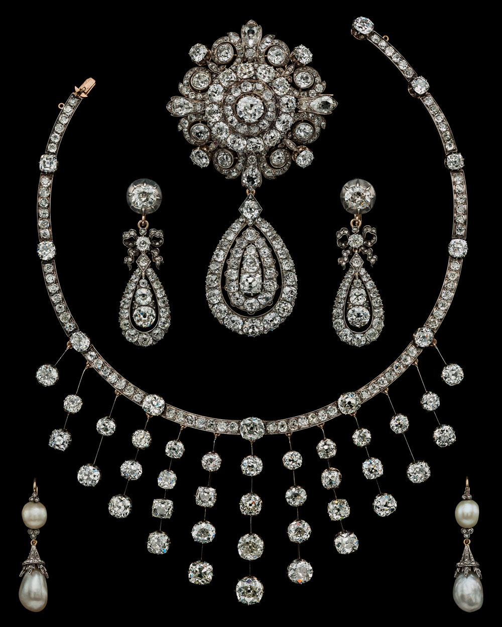 Inside Princess Diana’s Daring Diamond Transformations