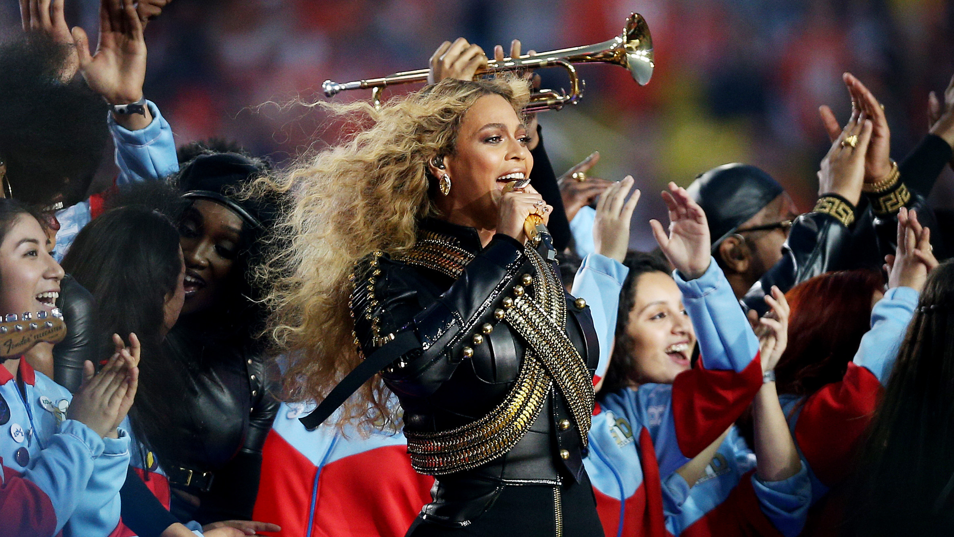 The Super Bowl's 16 Best Natural Diamond Moments