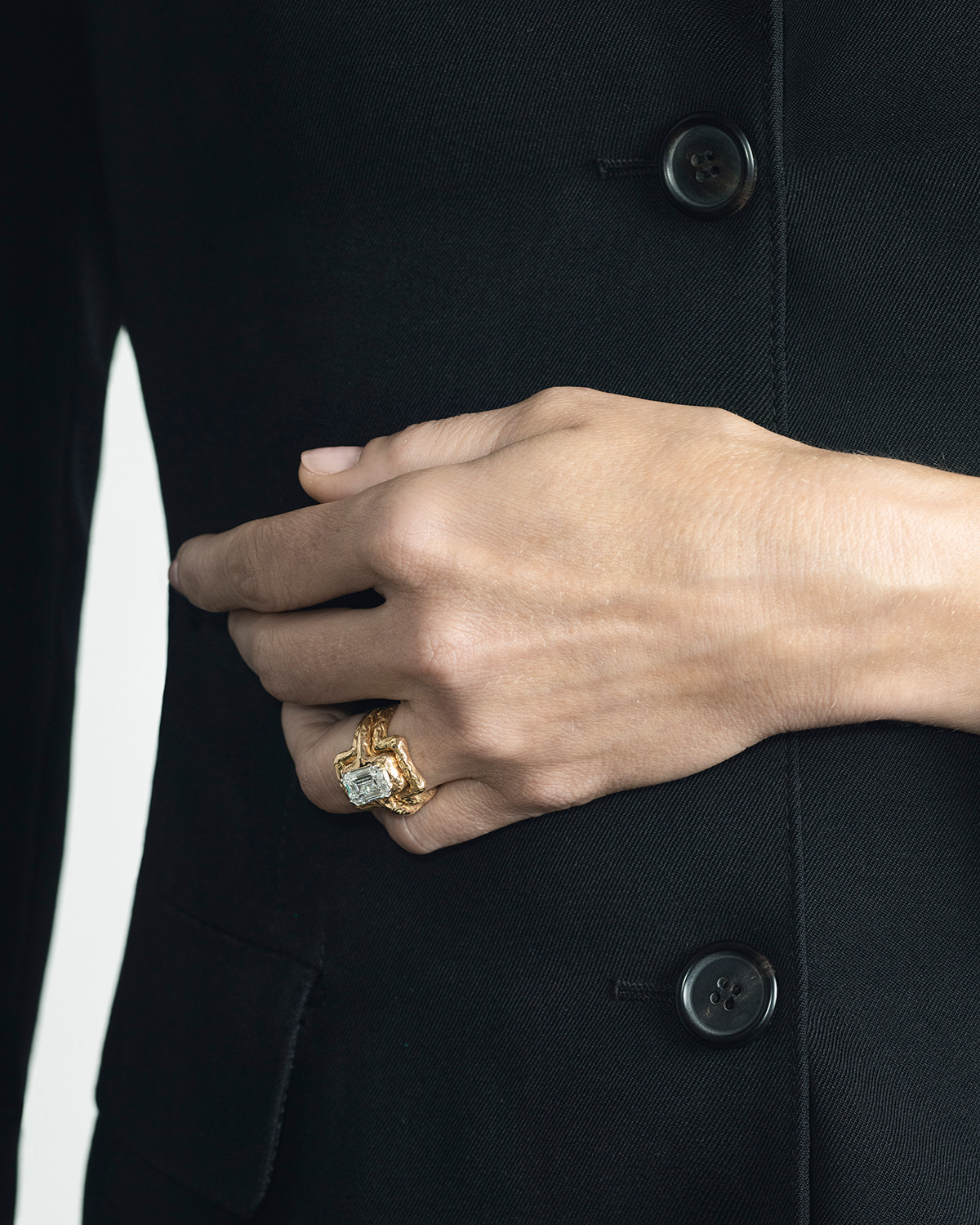 Rough Gold Rings Are the Perfectly Imperfect Trend We Love