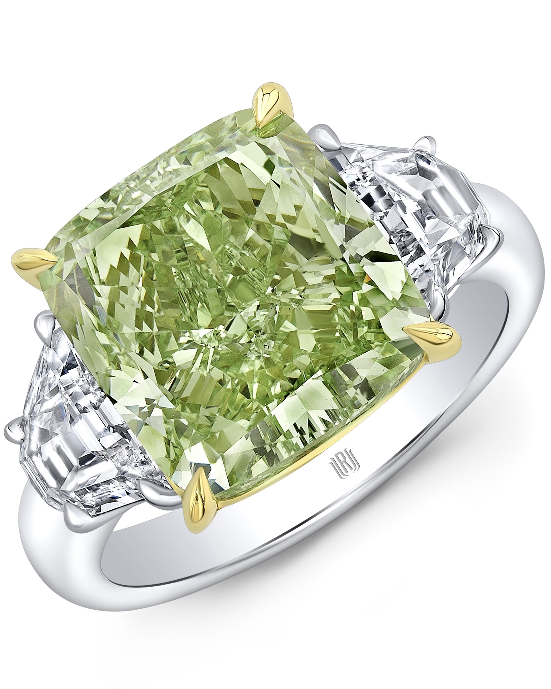 Colored Diamond Engagement Rings: 10+ Stunning Celeb Looks